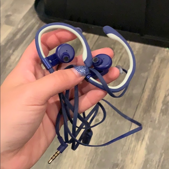 Beats by Dre | Accessories | Authentic Plug In Beats | Poshmark